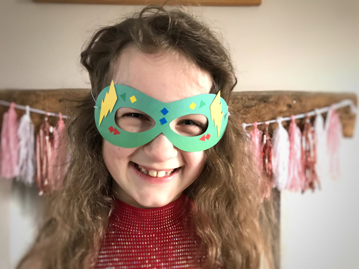 Superhero Mask Kit x 5 eco friendly | Red Beau